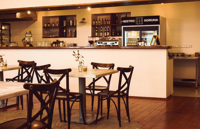 Obědové menu :: www.bistrokoruna.cz